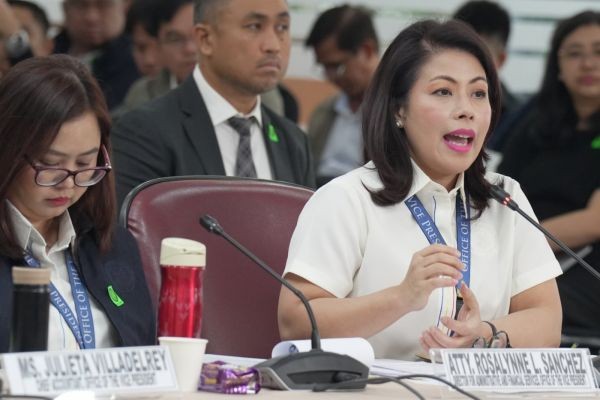 OVP Chief-of-staff Atty. Zuleika Lopez, humarap na sa pagdinig ng ...