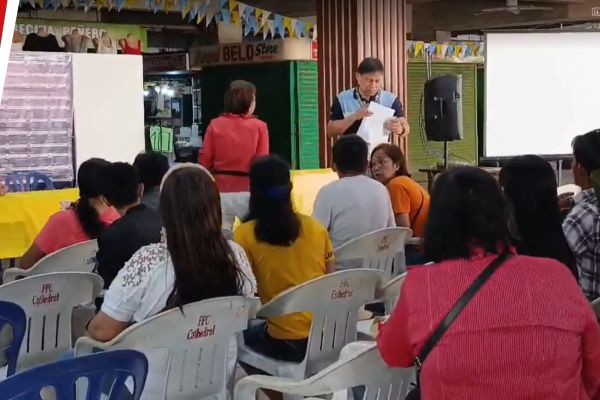 Christmas Bazaar sa isang plaza sa Naga City, hindi pinayagan ngayong ...