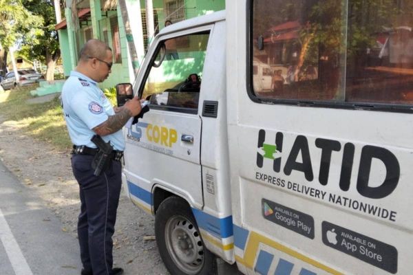 Mahigit dalawang daang sasakyang lumabag sa batas trapiko sa CALABRZON ...