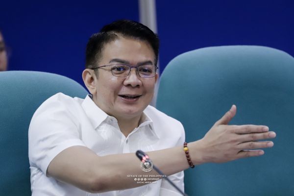 Senado, nagsagawa ng consultative meeting hinggil sa 2025 National Budget kasama ang iba't ibang ...
