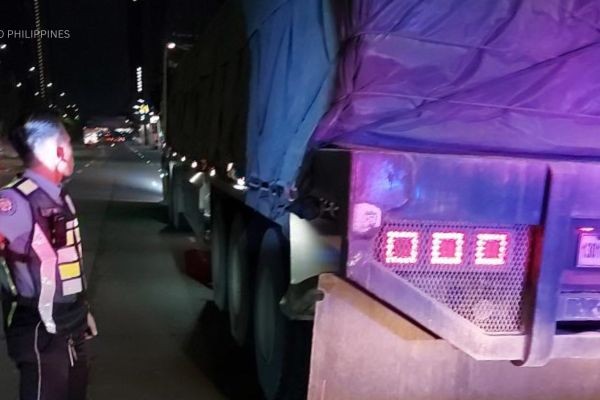 LTO, tuloy-tuloy ang operasyon laban sa mga truck na hindi sumusunod sa ...