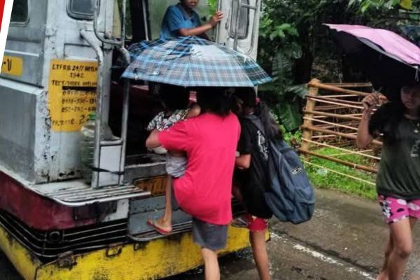 6 na pamilya sa Sagnay, Camarines Sur, inilikas na dahil sa walang ...