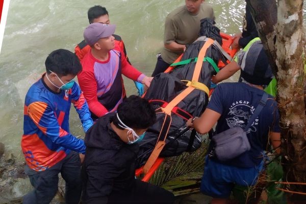 Lalaking natagpuang patay sa Lagonoy, Camarines Sur, nakuha na ng pamilya | BRIGADA BALITA