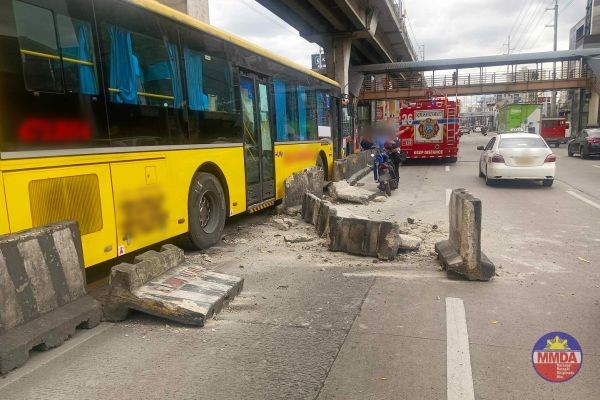 50, sugatan sa karambola ng bus sa EDSA | BRIGADA ONLINE 50, sugatan sa karambola ng bus sa EDSA | BRIGADA ONLINE