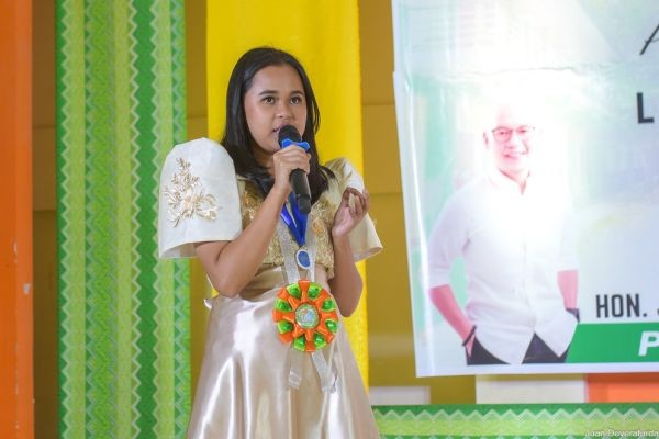 LPT Topnotcher mula Subic pinarangalan ng LGU | BRIGADA BALITA