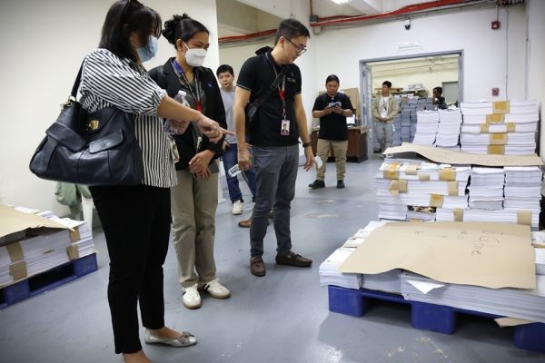 Bilang ng mga na-imprentang balota para sa halalan, halos kalahati na ...