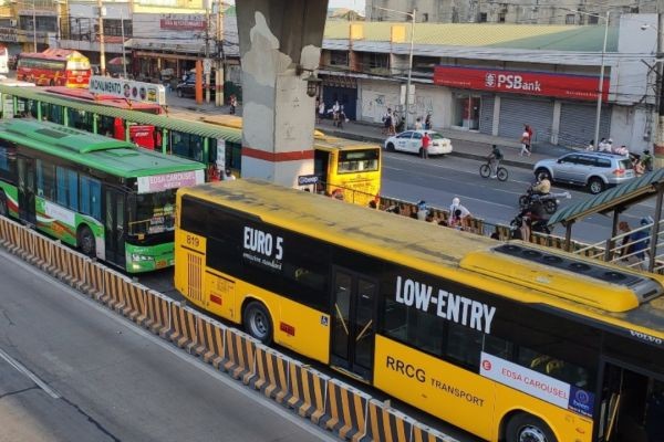 Mahigit 10M pasahero, naserbisyuhan ng EDSA carousel sa unang dalawang buwan ng 2025 | BRIGADA ...