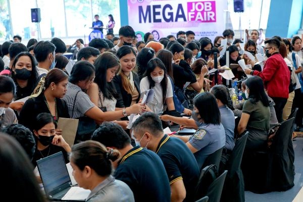 Bilang ng mga Pilipinong walang trabaho noong January 2025, umakyat sa 2.16 million | BRIGADA BALITA