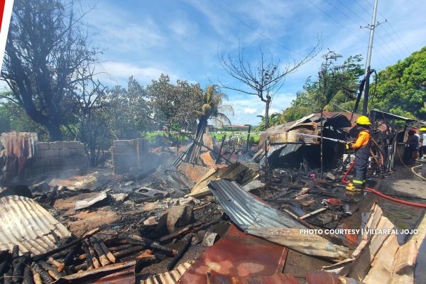 Sunog sumiklab sa Pili, Camarines Sur; ilang kabahayan natupok ng apoy | BRIGADA BALITA