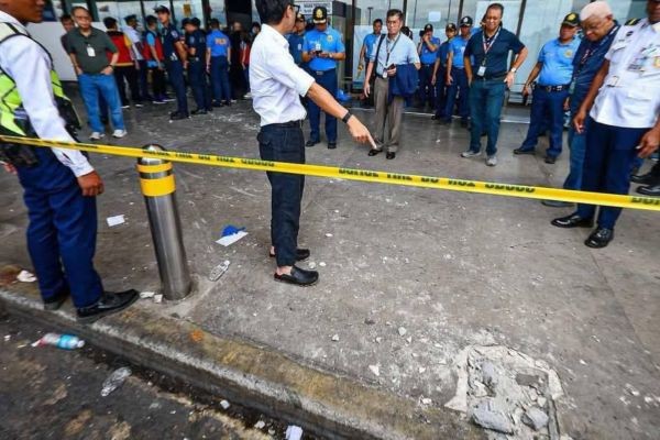 PBBM, ipinag-utos ang imbestigasyon sa bollards sa NAIA | BRIGADA BALITA