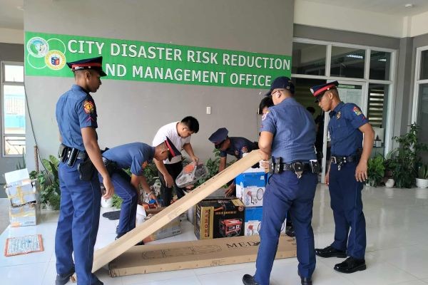 Search and rescue equipment, naipamigay sa Legazpi City Police Station ...