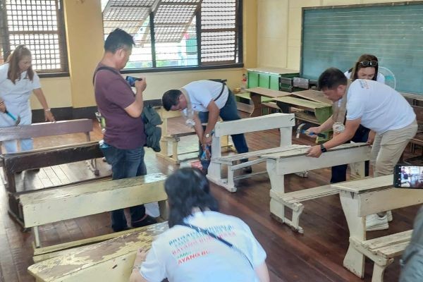 Mga eskwelahan sa Bicol na may problema sa classroom, tututukan kan DEPED | BRIGADA BALITA