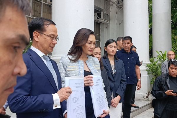 Sen. Risa Hontiveros, nagsampa ng cyber-libel complaint laban sa anim ...