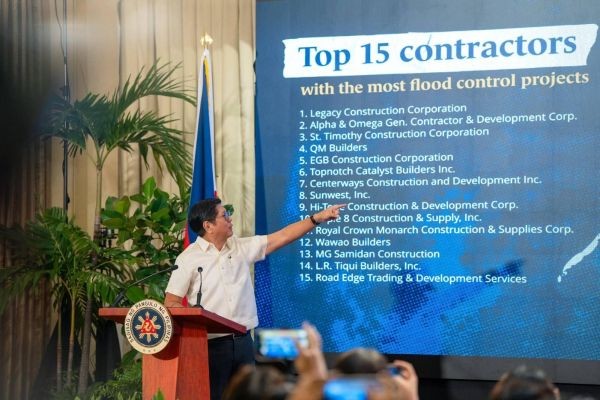 Mga palpak na contractor sa flood control project, pinaba-blacklist na ...