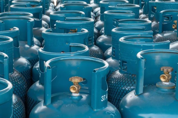 Rollback sa LPG, epektibo na ngayong araw | BRIGADA BALITA