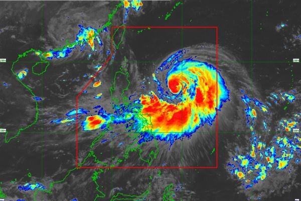 Bagyong Nando, isa nang ganap na typhoon | BRIGADA BALITA