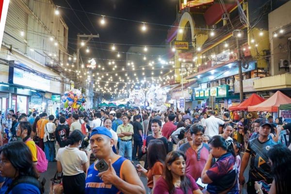 Pulisya, Medical at PSO Personnel pati na rin mga Market Guards ...