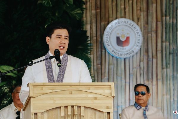 Madasig nga pagpaguwa kang AICS, ginaduso ni Gov. Javier | BRIGADA BALITA