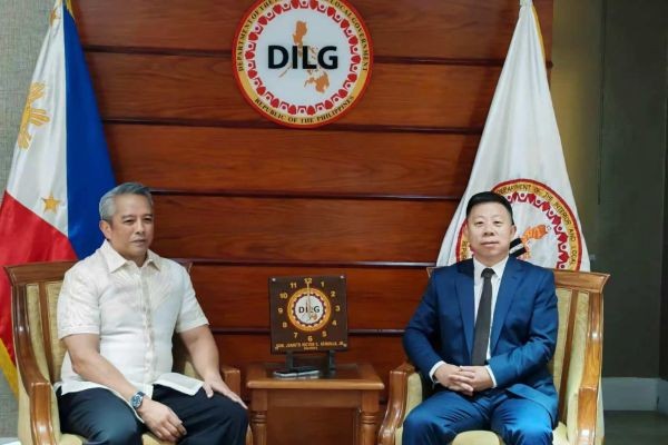 SILG Remulla, nakipagpulong sa Chinese envoy | BRIGADA BALITA